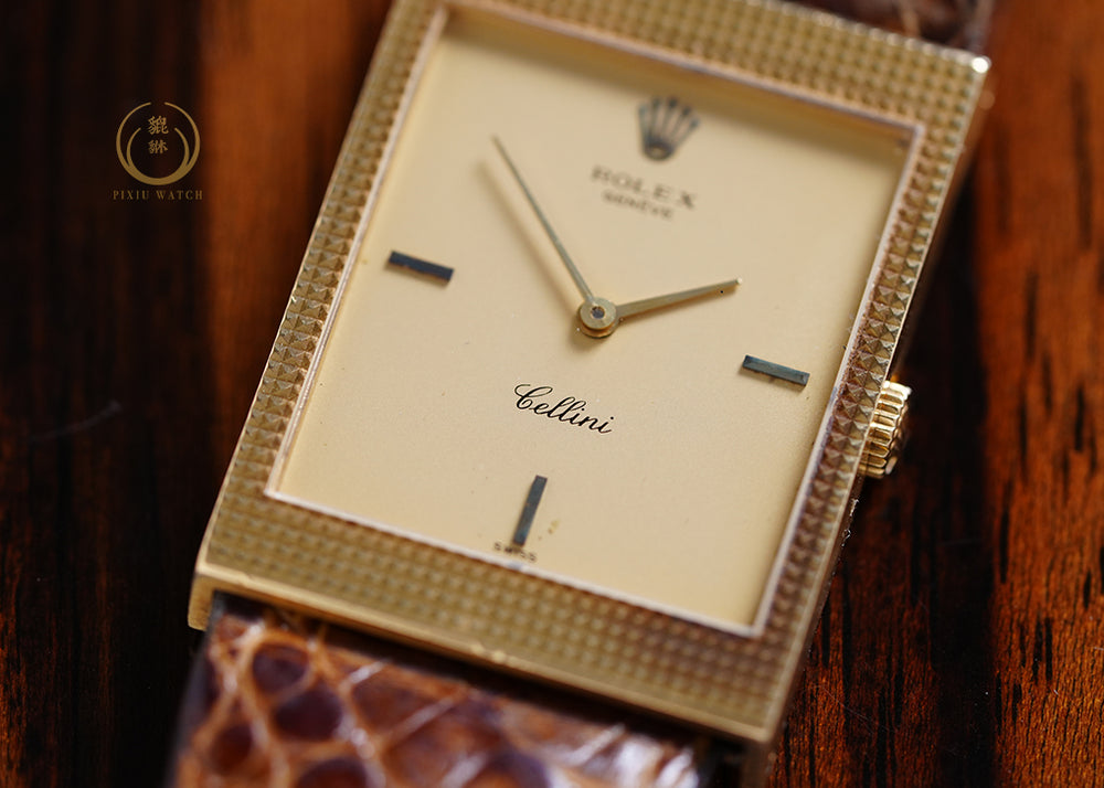 ขาย Rolex Cellini 4127 Clous de Paris Yellow Gold - Pixiuwatch
